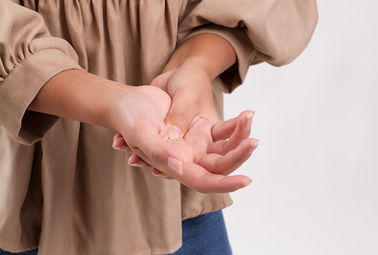 How To Deal With Trigger Finger Top 10 Home Remedies
